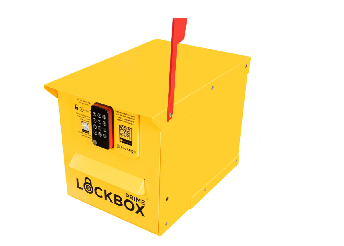 QR Lockbox Medium Yellow Pole Mountable | QR Lockbox